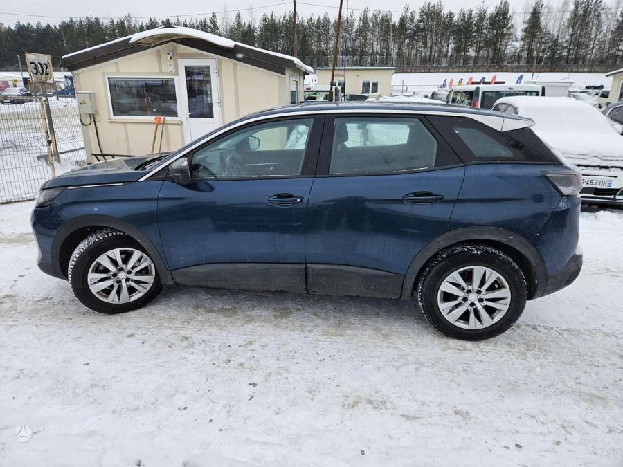 Blue Peugeot 3008 2022 in Vilnius, with an engine capacity of 1.20 L and mileage of 176 thousand km for 13552 €, photo 8 on AUTOMOTO.COM.LV