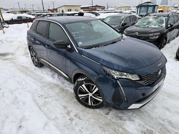 Blue Peugeot 3008 2022 in Vilnius, with an engine capacity of 1.20 L and mileage of 130 thousand km for 15367 €, photo 1 on AUTOMOTO.COM.LV