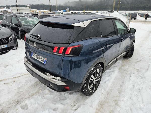 Blue Peugeot 3008 2022 in Vilnius, with an engine capacity of 1.20 L and mileage of 130 thousand km for 15367 €, photo 5 on AUTOMOTO.COM.LV
