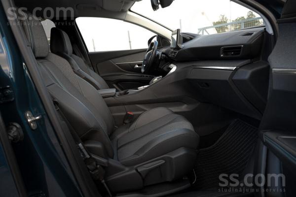 Blue Peugeot 3008 2022 in Jelgava, with an engine capacity of 1.60 L and mileage of 92 thousand km for 17990 €, photo 7 on AUTOMOTO.COM.LV