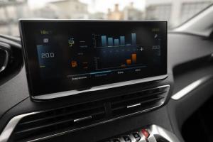 Zils Peugeot 3008 2022 Jelgava, ar dzinēja tilpumu 1.60 L un nobraukumu 100 tūkst. km par 18300 €, foto 31 vietnē AUTOMOTO.COM.LV