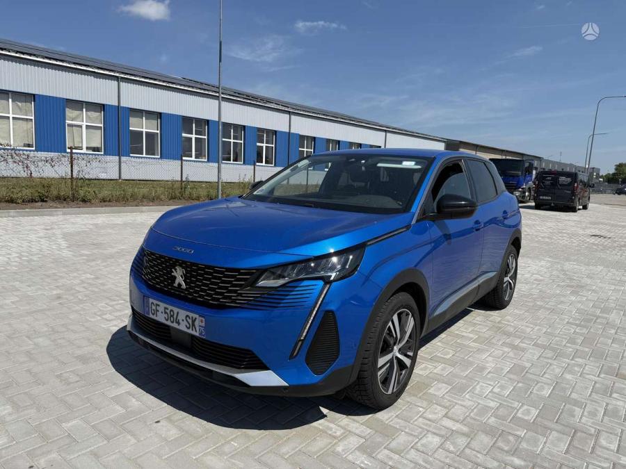 Blue Peugeot 3008 2022 in Taurage, with an engine capacity of 1.20 L and mileage of 157 thousand km for 13189 €, photo 4 on AUTOMOTO.COM.LV