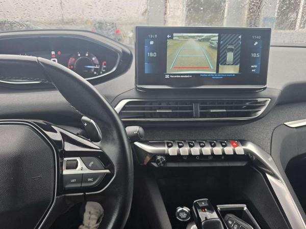 Zils Peugeot 3008 2022 Viļņa, ar dzinēja tilpumu 1.50 L un nobraukumu 149 tūkst. km par 16093 €, foto 8 vietnē AUTOMOTO.COM.LV