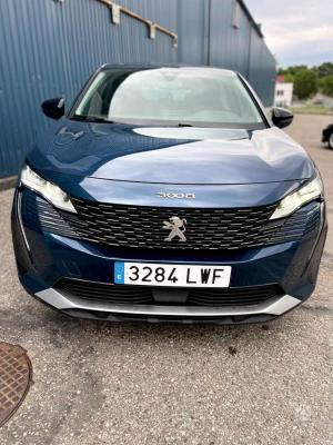 Blue Peugeot 3008 2022 in Vilnius, with an engine capacity of 1.50 L and mileage of 197 thousand km for 13850 €, photo 4 on AUTOMOTO.COM.LV