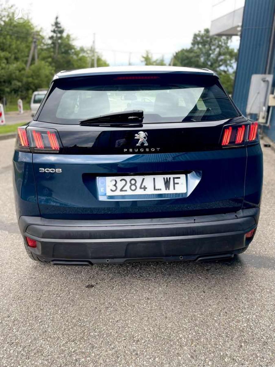 Blue Peugeot 3008 2022 in Vilnius, with an engine capacity of 1.50 L and mileage of 197 thousand km for 13850 €, photo 8 on AUTOMOTO.COM.LV