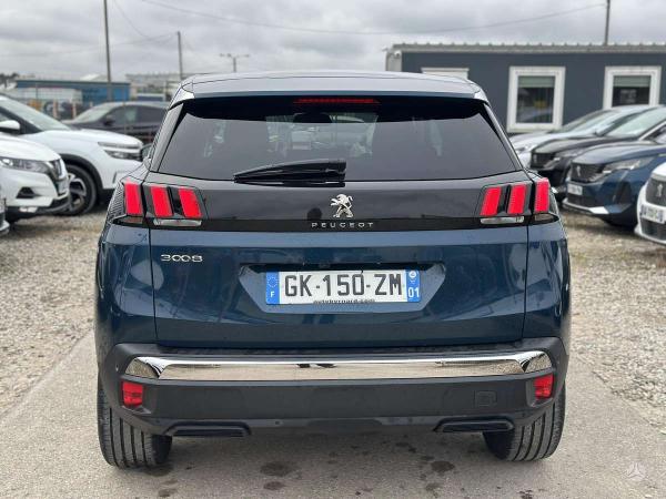 Blue Peugeot 3008 2022 in Vilnius, with an engine capacity of 1.20 L and mileage of 176 thousand km for 14519 €, photo 4 on AUTOMOTO.COM.LV