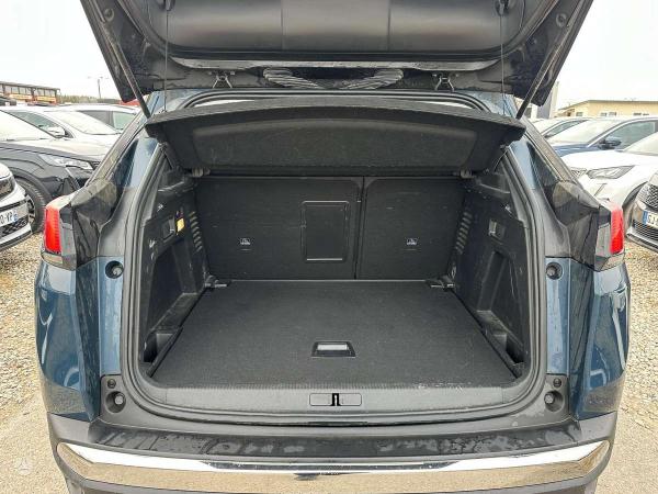 Blue Peugeot 3008 2022 in Vilnius, with an engine capacity of 1.20 L and mileage of 176 thousand km for 14519 €, photo 7 on AUTOMOTO.COM.LV