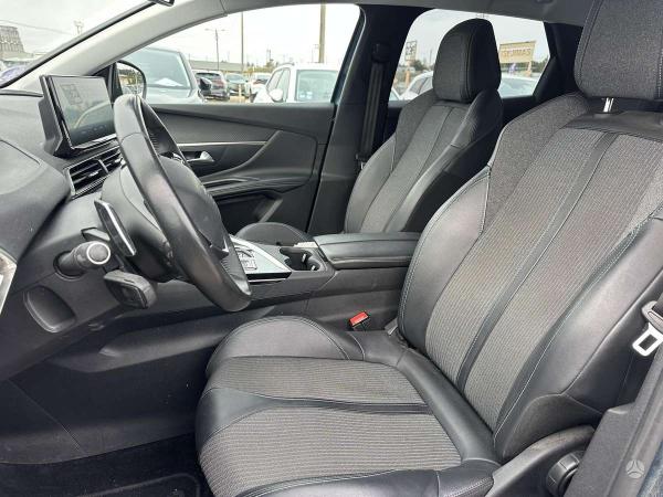 Blue Peugeot 3008 2022 in Vilnius, with an engine capacity of 1.20 L and mileage of 176 thousand km for 14519 €, photo 9 on AUTOMOTO.COM.LV