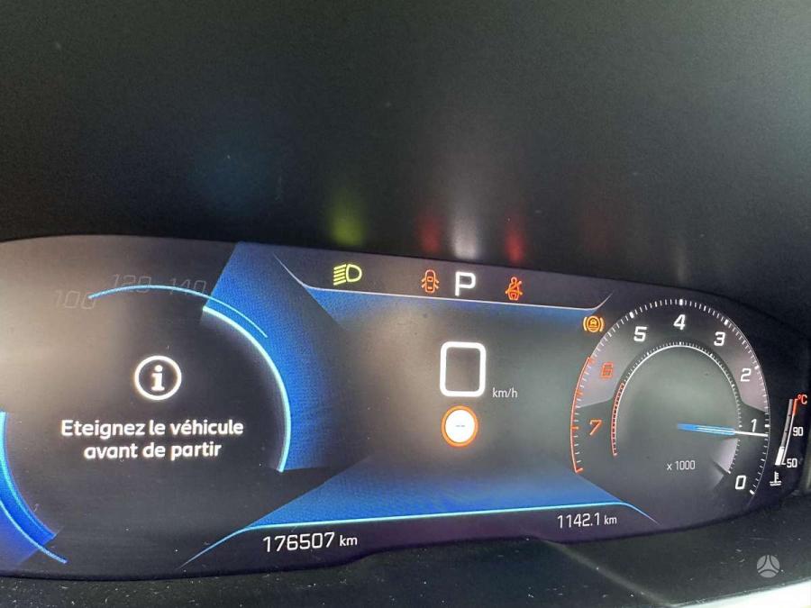 Синий Пежо 3008 2022 в Вильнюс, объемом двигателя 1.20 л и пробегом 176 тыс. км за 14519 €, фото 12 на AUTOMOTO.COM.LV