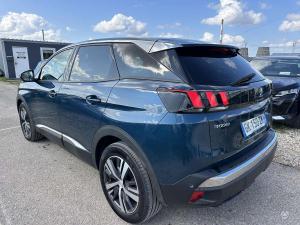 Blue Peugeot 3008 2022 in Vilnius, with an engine capacity of 1.20 L and mileage of 175 thousand km for 14519 €, photo 5 on AUTOMOTO.COM.LV