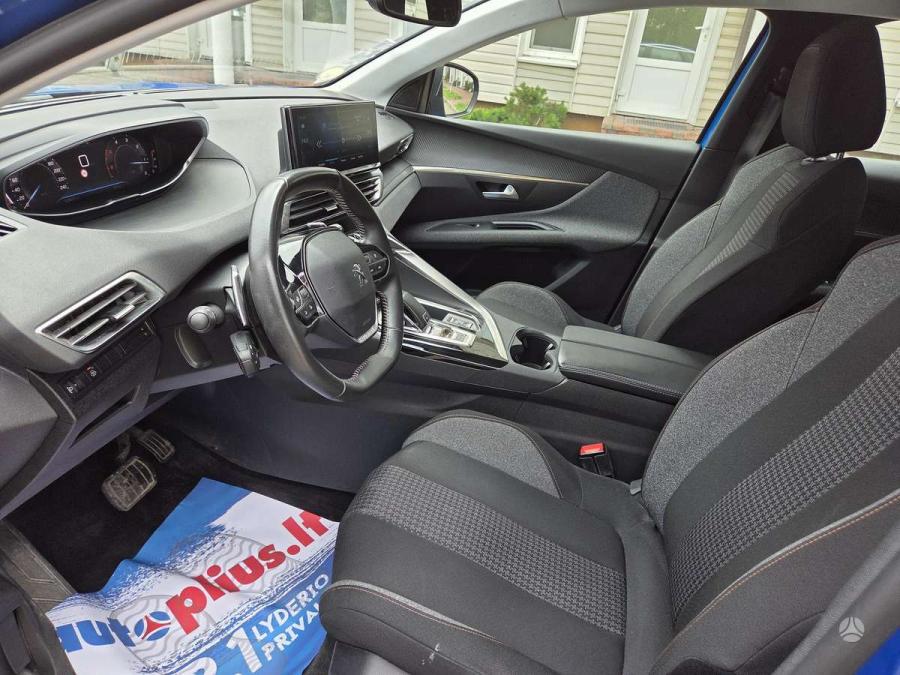 Blue Peugeot 3008 2022 in Vilnius, with an engine capacity of 1.50 L and mileage of 161 thousand km for 14700 €, photo 9 on AUTOMOTO.COM.LV