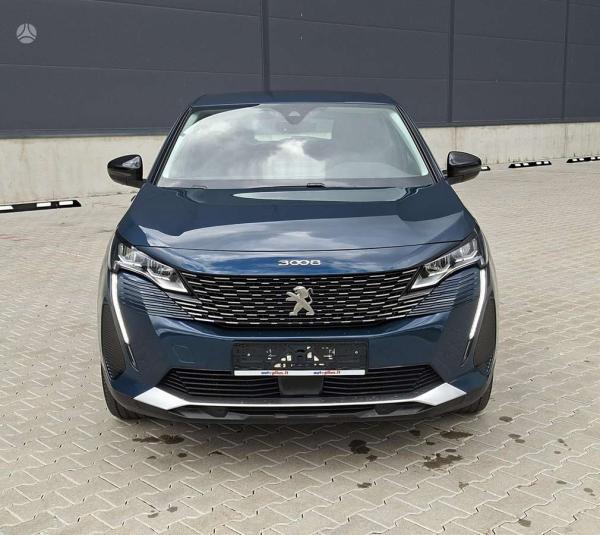 Blue Peugeot 3008 2022 in Siauliai, with an engine capacity of 1.60 L and mileage of 113 thousand km for 17950 €, photo 4 on AUTOMOTO.COM.LV