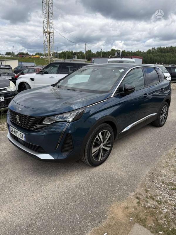 Blue Peugeot 3008 2023 in Vilnius, with an engine capacity of 1.50 L and mileage of 147 thousand km for 14250 €, photo 1 on AUTOMOTO.COM.LV