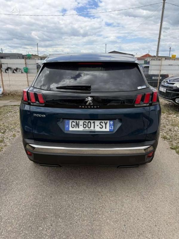 Blue Peugeot 3008 2023 in Vilnius, with an engine capacity of 1.50 L and mileage of 147 thousand km for 14250 €, photo 5 on AUTOMOTO.COM.LV