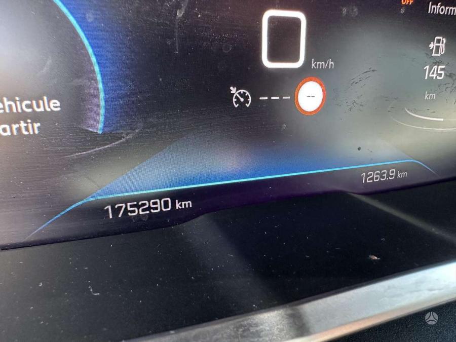 Синий Пежо 3008 2023 в Вильнюс, объемом двигателя 1.20 л и пробегом 175 тыс. км за 14519 €, фото 15 на AUTOMOTO.COM.LV