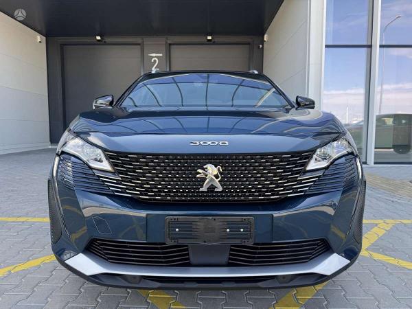Blue Peugeot 3008 2023 in Vilnius, with an engine capacity of 1.50 L and mileage of 110 thousand km for 18116 €, photo 3 on AUTOMOTO.COM.LV