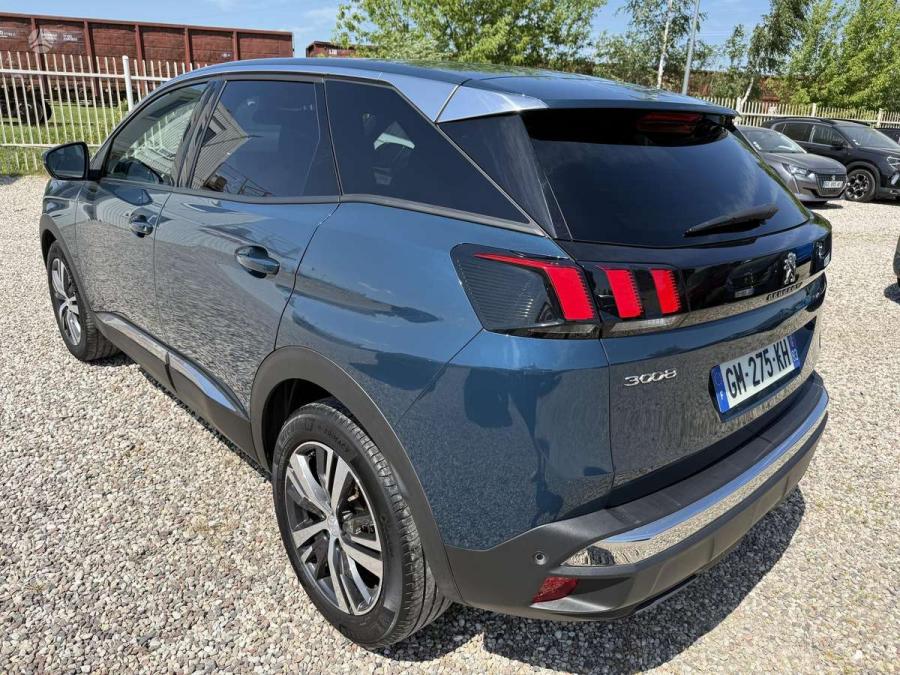 Blue Peugeot 3008 2023 in Marijampole, with an engine capacity of 1.20 L and mileage of 72 thousand km for 17781 €, photo 8 on AUTOMOTO.COM.LV