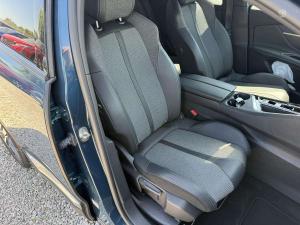 Blue Peugeot 3008 2023 in Marijampole, with an engine capacity of 1.20 L and mileage of 72 thousand km for 17781 €, photo 18 on AUTOMOTO.COM.LV