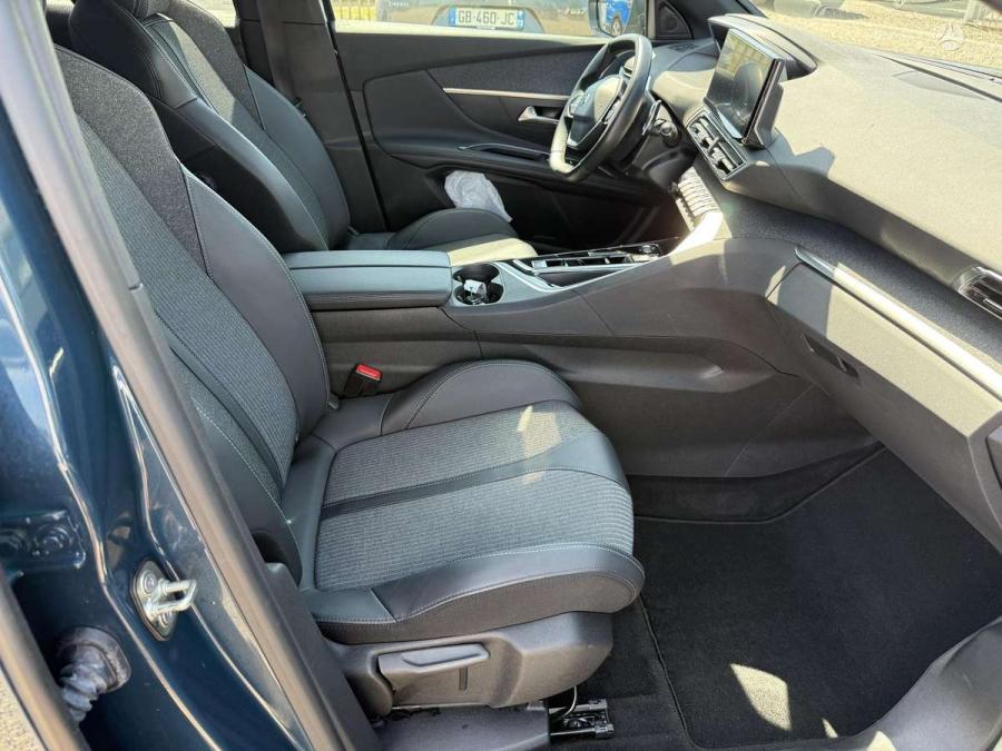 Blue Peugeot 3008 2023 in Marijampole, with an engine capacity of 1.20 L and mileage of 72 thousand km for 17781 €, photo 19 on AUTOMOTO.COM.LV
