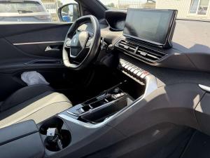 Blue Peugeot 3008 2023 in Marijampole, with an engine capacity of 1.20 L and mileage of 72 thousand km for 17781 €, photo 22 on AUTOMOTO.COM.LV
