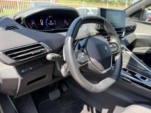 Blue Peugeot 3008 2023 in Marijampole, with an engine capacity of 1.20 L and mileage of 72 thousand km for 17781 €, photo 31 on AUTOMOTO.COM.LV
