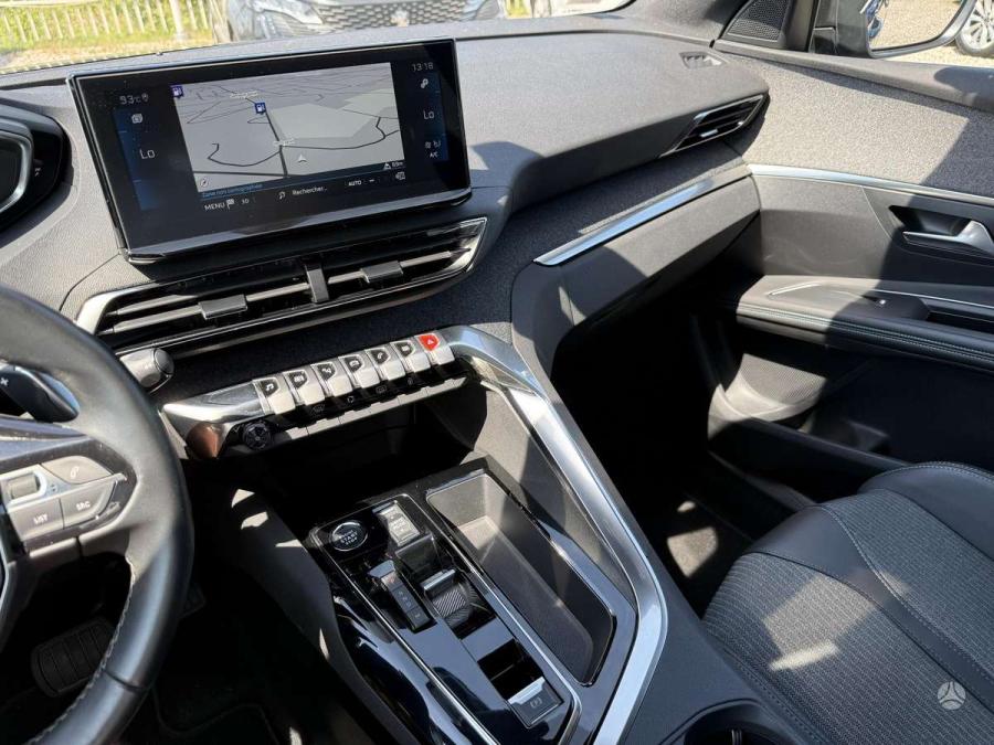 Blue Peugeot 3008 2023 in Marijampole, with an engine capacity of 1.20 L and mileage of 72 thousand km for 17781 €, photo 39 on AUTOMOTO.COM.LV