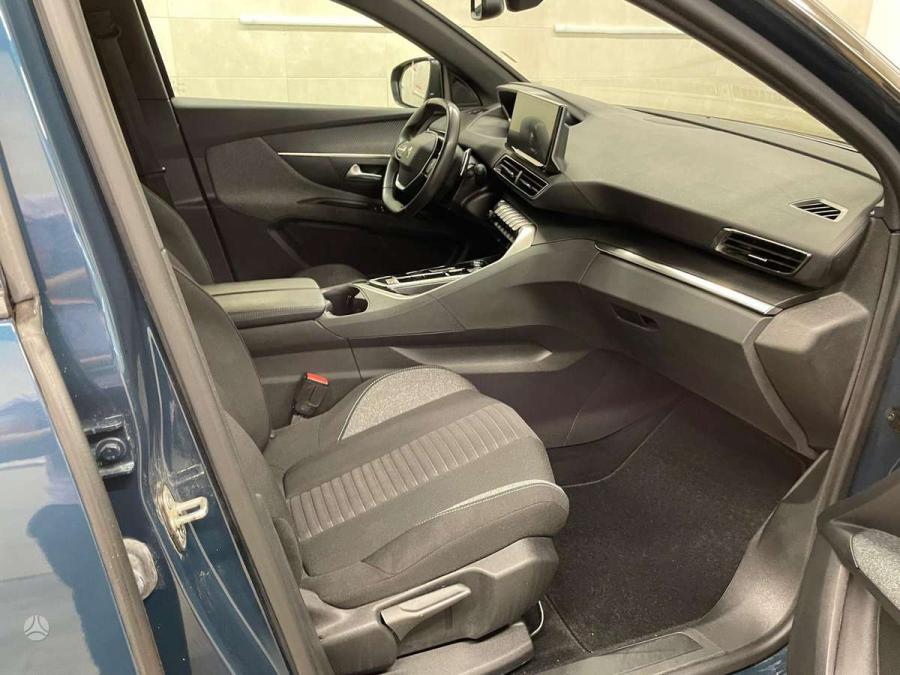 Blue Peugeot 3008 2023 in Marijampole, with an engine capacity of 1.20 L and mileage of 158 thousand km for 14157 €, photo 13 on AUTOMOTO.COM.LV