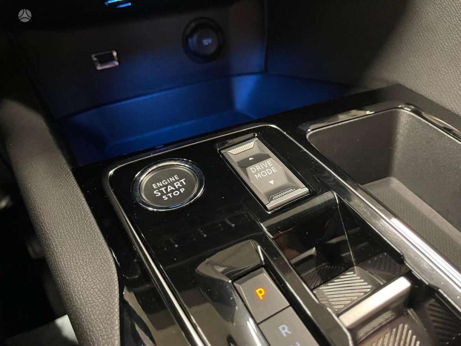 Blue Peugeot 3008 2023 in Marijampole, with an engine capacity of 1.20 L and mileage of 158 thousand km for 14157 €, photo 15 on AUTOMOTO.COM.LV
