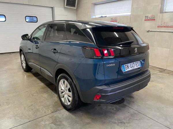 Blue Peugeot 3008 2023 in Marijampole, with an engine capacity of 1.20 L and mileage of 145 thousand km for 14278 €, photo 4 on AUTOMOTO.COM.LV