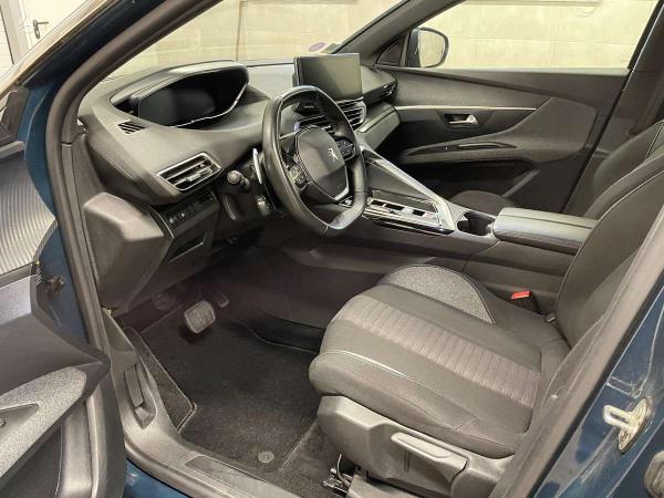 Blue Peugeot 3008 2023 in Marijampole, with an engine capacity of 1.20 L and mileage of 145 thousand km for 14278 €, photo 7 on AUTOMOTO.COM.LV
