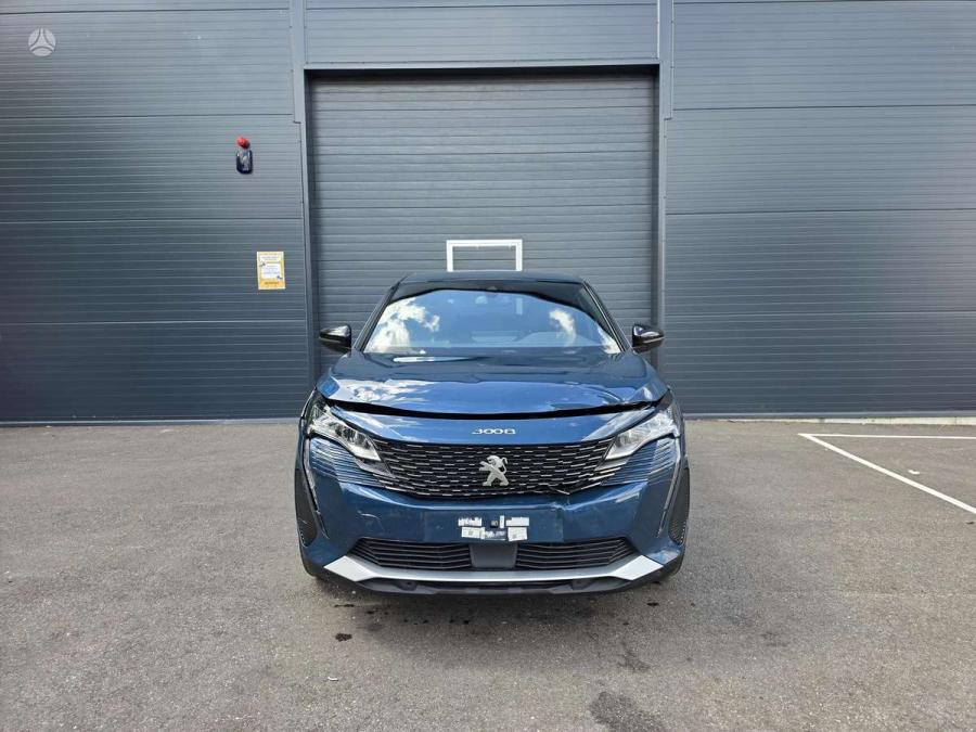 Blue Peugeot 3008 2023 in Kaunas, with an engine capacity of 1.50 L and mileage of 148 thousand km for 10900 €, photo 8 on AUTOMOTO.COM.LV