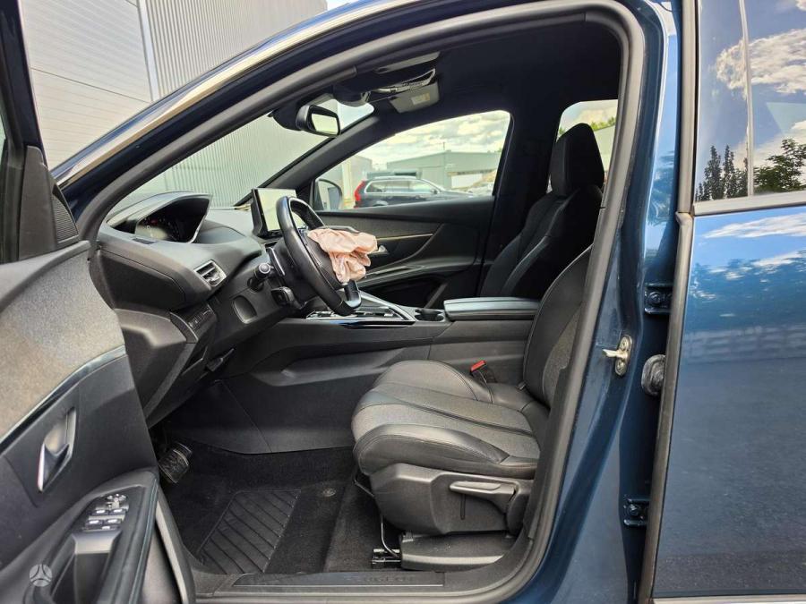 Blue Peugeot 3008 2023 in Kaunas, with an engine capacity of 1.50 L and mileage of 148 thousand km for 10900 €, photo 24 on AUTOMOTO.COM.LV