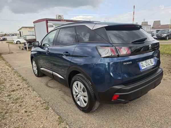 Blue Peugeot 3008 2023 in Vilnius, with an engine capacity of 1.50 L and mileage of 152 thousand km for 14399 €, photo 6 on AUTOMOTO.COM.LV