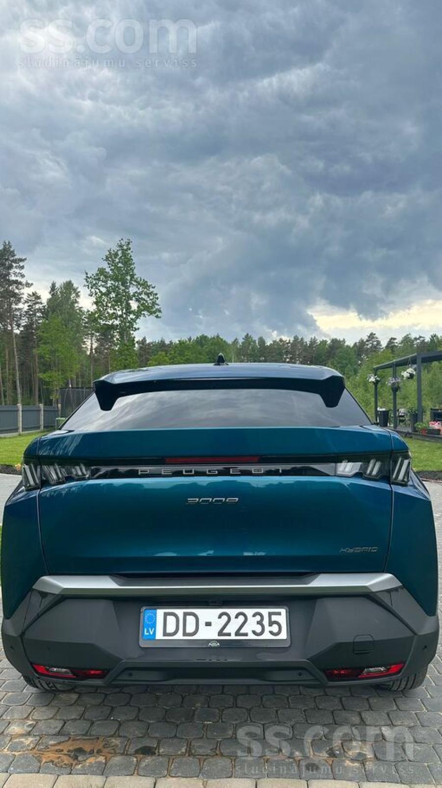 Zils Peugeot 3008 2024 Rīga, ar dzinēja tilpumu 1.20 L un nobraukumu 15 tūkst. km par 26499 €, foto 4 vietnē AUTOMOTO.COM.LV