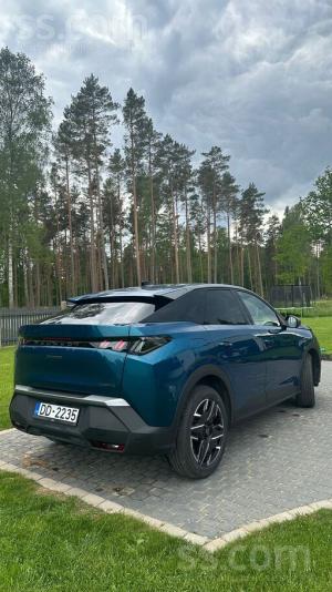 Zils Peugeot 3008 2024 Rīga, ar dzinēja tilpumu 1.20 L un nobraukumu 15 tūkst. km par 26499 €, foto 5 vietnē AUTOMOTO.COM.LV