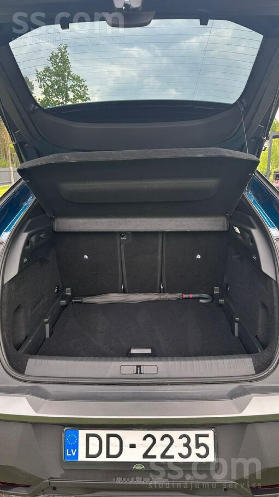 Zils Peugeot 3008 2024 Rīga, ar dzinēja tilpumu 1.20 L un nobraukumu 15 tūkst. km par 26499 €, foto 8 vietnē AUTOMOTO.COM.LV