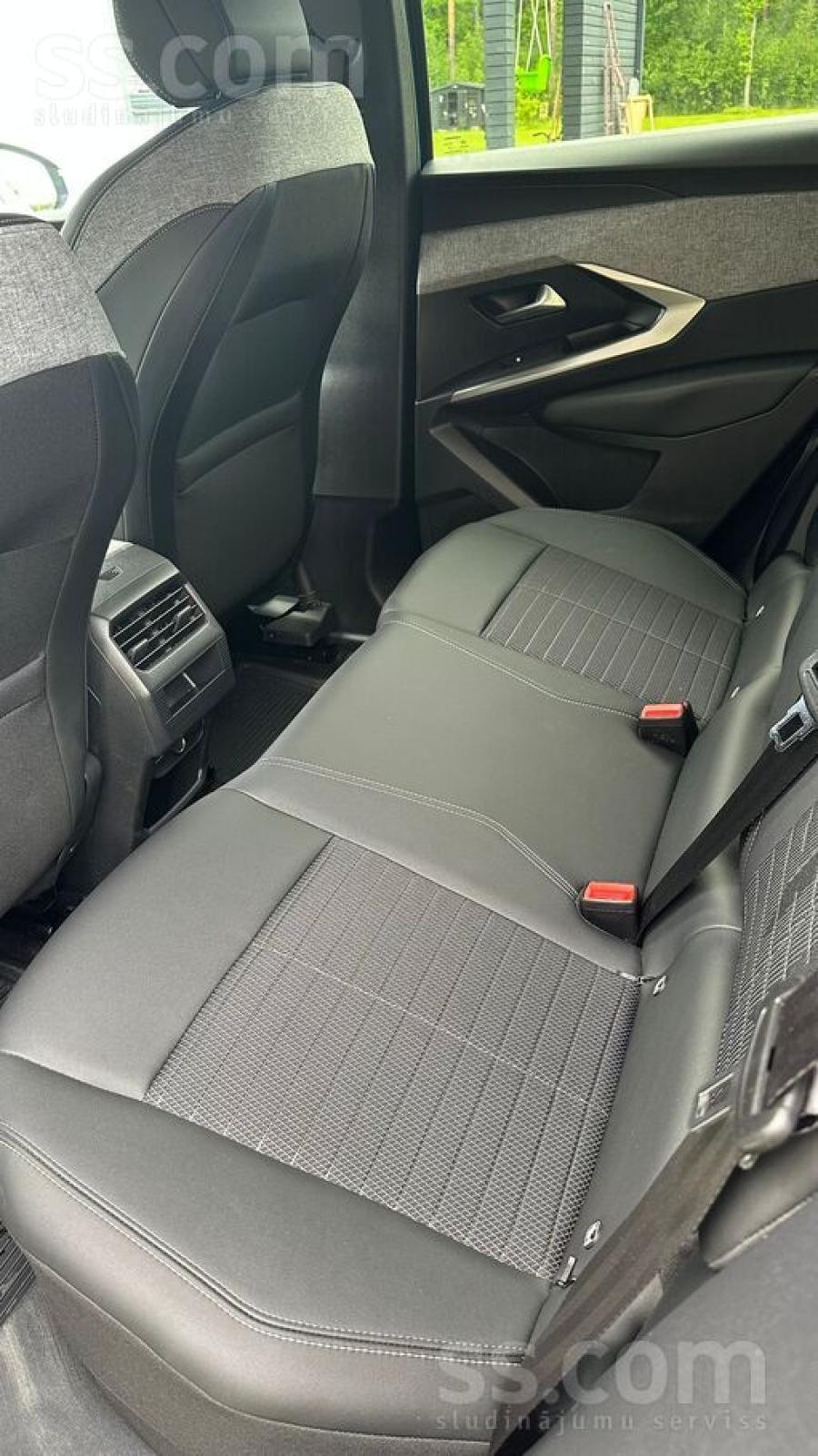 Zils Peugeot 3008 2024 Rīga, ar dzinēja tilpumu 1.20 L un nobraukumu 15 tūkst. km par 26499 €, foto 12 vietnē AUTOMOTO.COM.LV