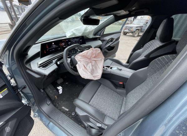 Zils Peugeot 3008 2025 Klaipėda, ar dzinēja tilpumu 1.60 L un nobraukumu 26 tūkst. km par 11800 €, foto 8 vietnē AUTOMOTO.COM.LV