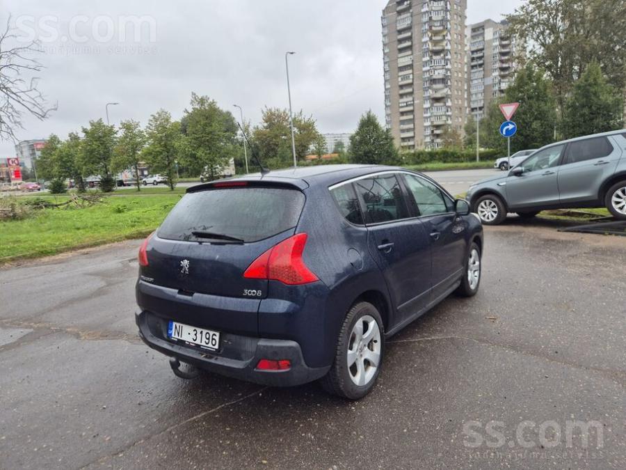 Blue Peugeot 3008 2010 in Riga, with an engine capacity of 1.60 L and mileage of 229 thousand km for 4190 €, photo 7 on AUTOMOTO.COM.LV
