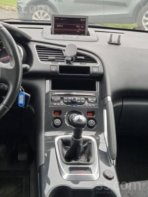 Blue Peugeot 3008 2010 in Riga, with an engine capacity of 1.60 L and mileage of 229 thousand km for 4190 €, photo 12 on AUTOMOTO.COM.LV