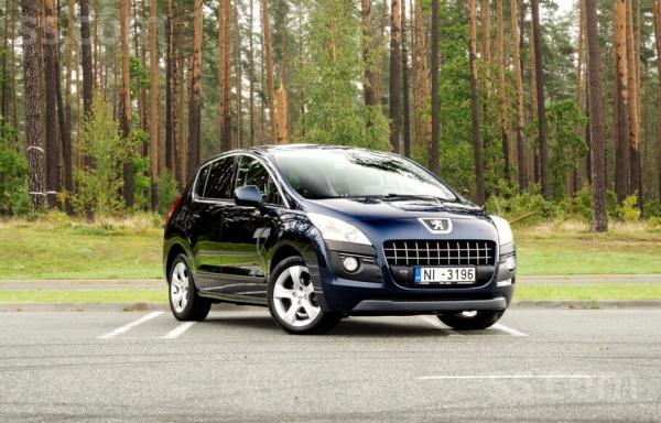 Peugeot 3008 2010 in Riga on AUTOMOTO.COM.LV Blue Peugeot 3008 2010 in Riga, with an engine capacity of 1.60 L and mileage of 229 thousand km for 4190 €, photo 3 on AUTOMOTO.COM.LV