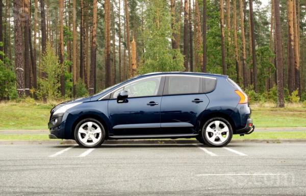 Peugeot 3008 2010 in Riga on AUTOMOTO.COM.LV Blue Peugeot 3008 2010 in Riga, with an engine capacity of 1.60 L and mileage of 229 thousand km for 4190 €, photo 6 on AUTOMOTO.COM.LV