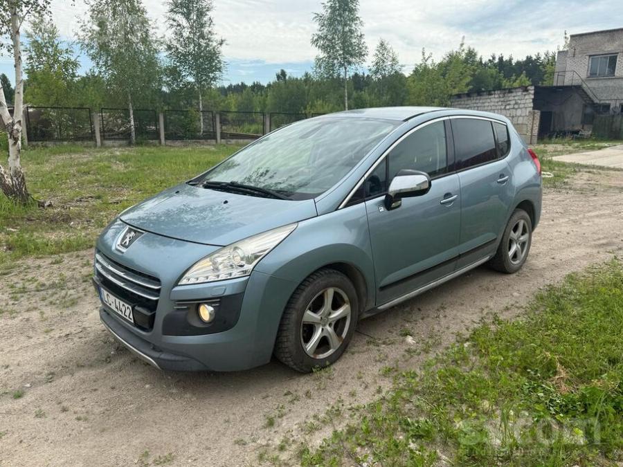 Синий Пежо 3008 2012 в Елгава, объемом двигателя 2.00 л и пробегом 280 тыс. км за 4000 €, фото 4 на AUTOMOTO.COM.LV