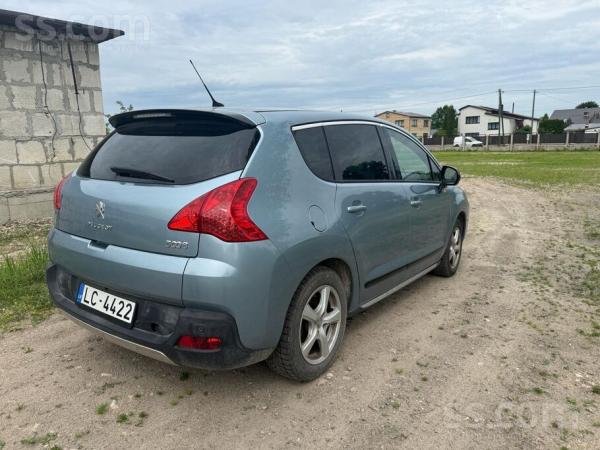 Blue Peugeot 3008 2012 in Jelgava, with an engine capacity of 2.00 L and mileage of 280 thousand km for 4000 €, photo 7 on AUTOMOTO.COM.LV