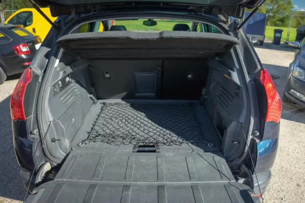 Blue Peugeot 3008 2009 in Liepaja, with an engine capacity of 1.60 L and mileage of 310 thousand km for 3100 €, photo 9 on AUTOMOTO.COM.LV