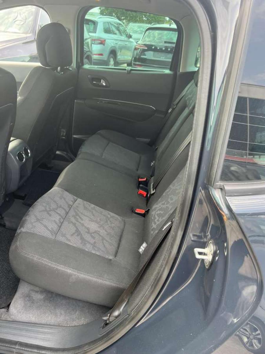 Zils Peugeot 3008 2010 Tauragė, ar dzinēja tilpumu 1.56 L un nobraukumu 200 tūkst. km par 3800 €, foto 8 vietnē AUTOMOTO.COM.LV