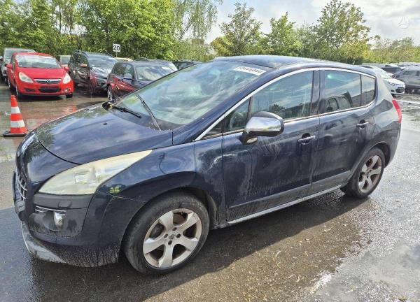 Blue Peugeot 3008 2011 in Klaipeda, with an engine capacity of 1.60 L and mileage of 193 thousand km for 2600 €, photo 2 on AUTOMOTO.COM.LV