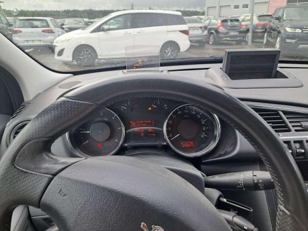 Zils Peugeot 3008 2012 Tauragė, ar dzinēja tilpumu 1.60 L un nobraukumu 241 tūkst. km par 3750 €, foto 8 vietnē AUTOMOTO.COM.LV