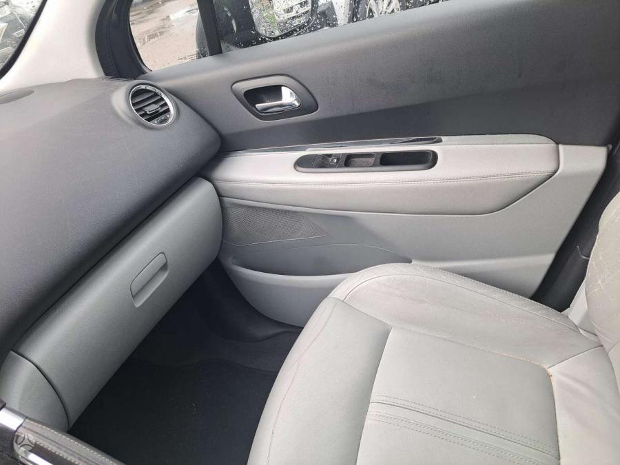 Blue Peugeot 3008 2012 in Taurage, with an engine capacity of 1.60 L and mileage of 241 thousand km for 3750 €, photo 13 on AUTOMOTO.COM.LV