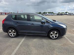 Blue Peugeot 3008 2013 in Vilnius, with an engine capacity of 1.56 L and mileage of 250 thousand km for 3800 €, photo 3 on AUTOMOTO.COM.LV